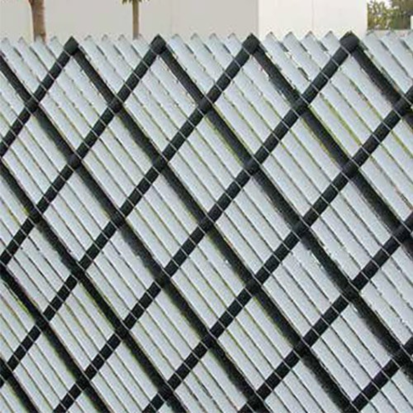 6' Chain Link Fence Aluminum Privacy Slats (White) | Privacy Slat King